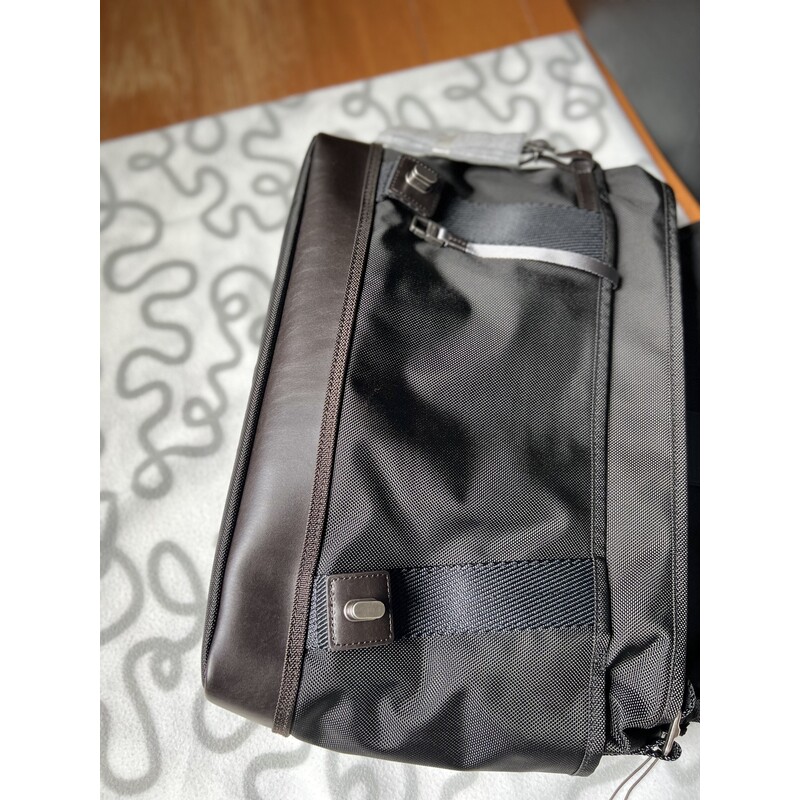 Tumi Alpha Bravo Foster Messenger Hickory Bag - Jeepnys