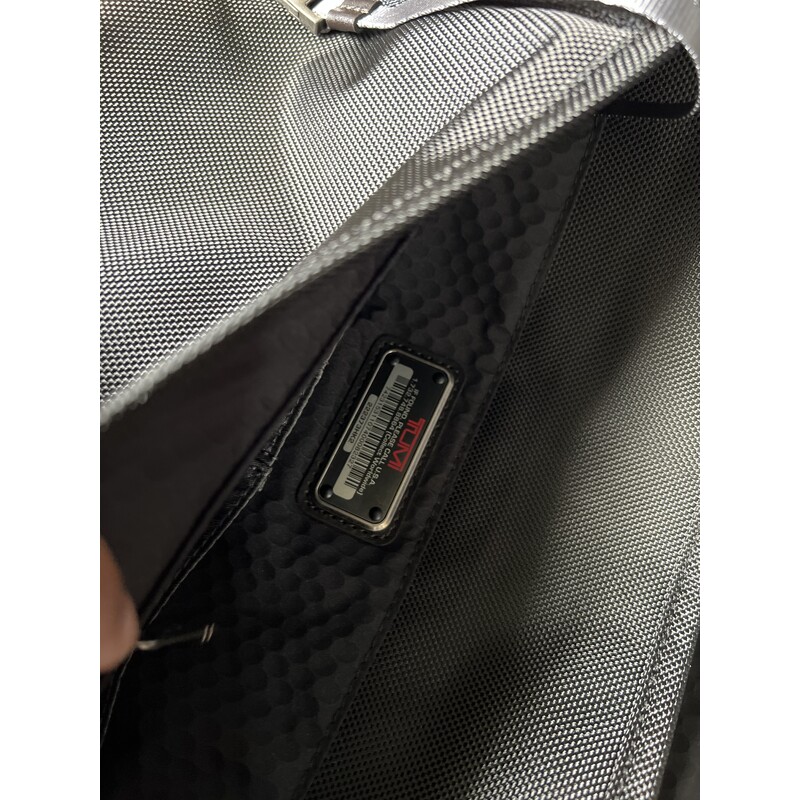 Tumi Alpha Bravo Foster Messenger Hickory Bag - Jeepnys